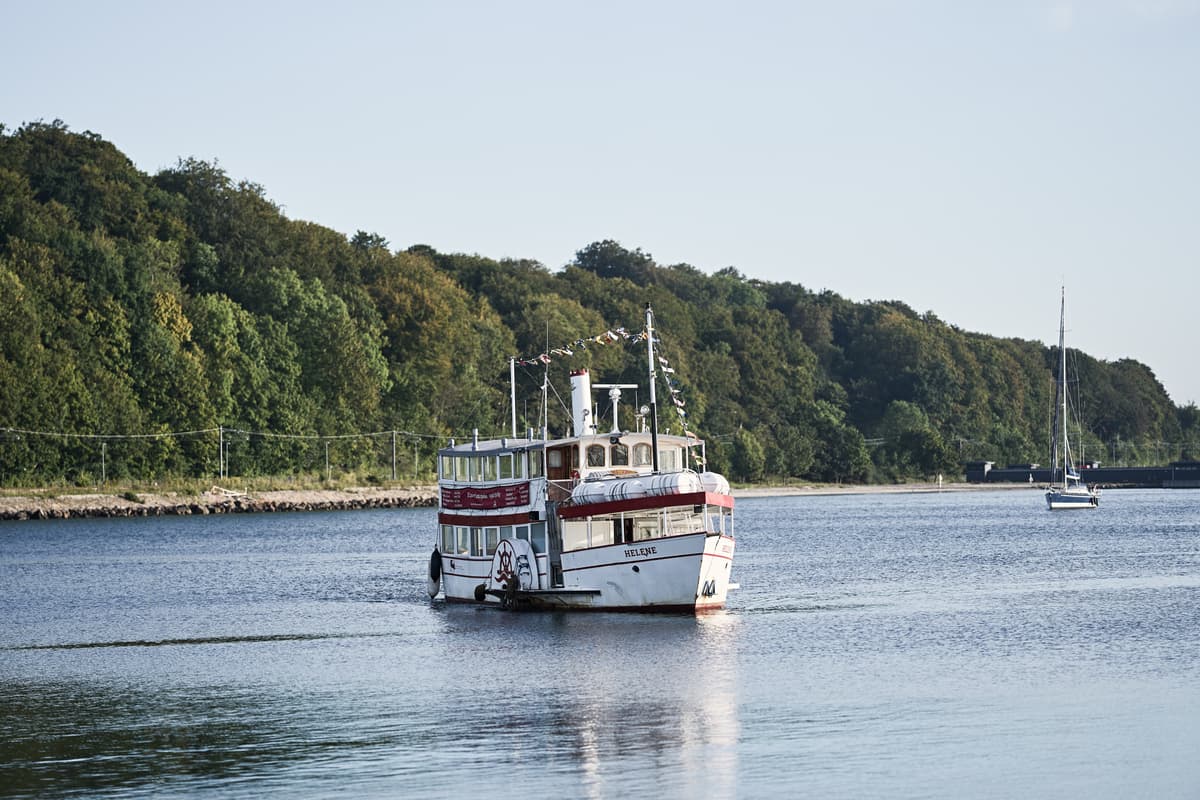 Basho Boat | Aros Cruises