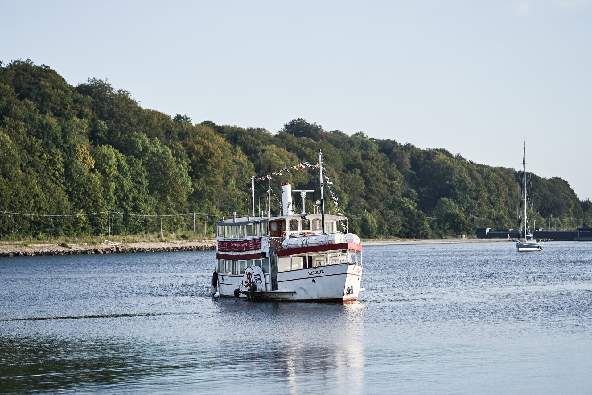 Basho Boat | Aros Cruises